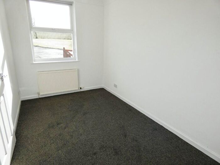 2 Bedroom Flat To Rent In Flat, Sharif House, KA18