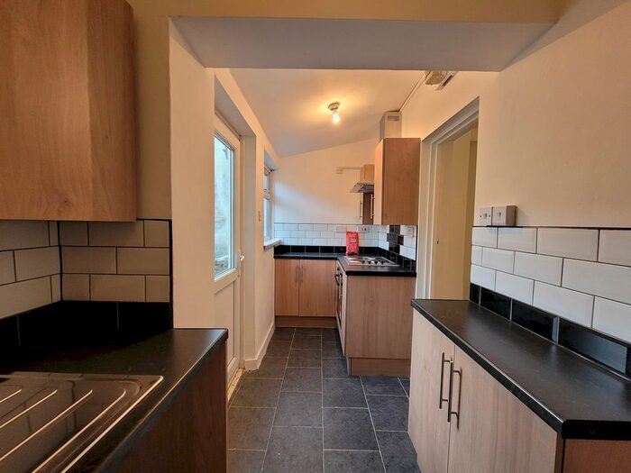 3 Bedroom Terraced House To Rent In Abertonllwyd Street, Treherbert ...