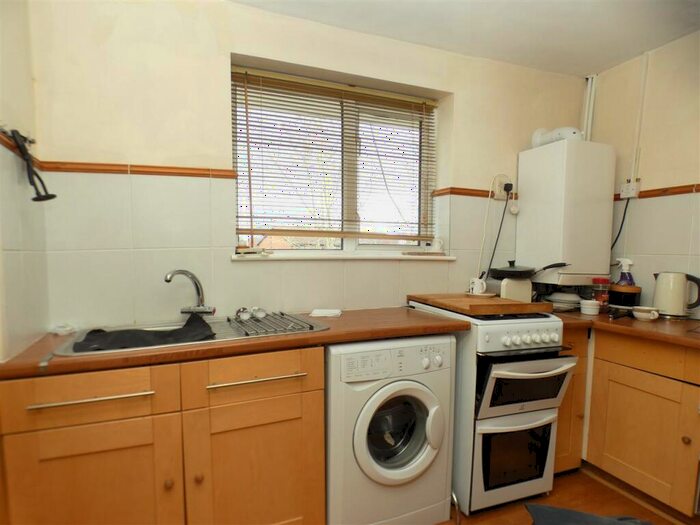 2 Bedroom Apartment For Sale In Broomhill Close, Netherley, Liverpool, L27