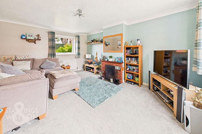 3 Bedroom Detached House For Sale In Yew Tree Court, Scole, Diss, IP21