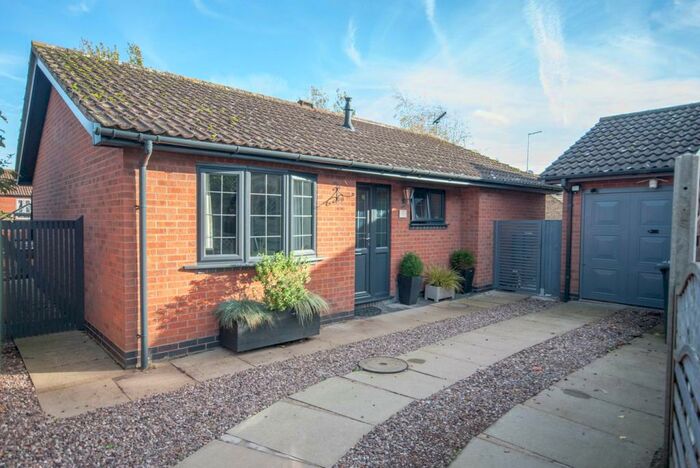 2 Bedroom Bungalow For Sale In The Spinney, Long Lawford, Rugby, CV23