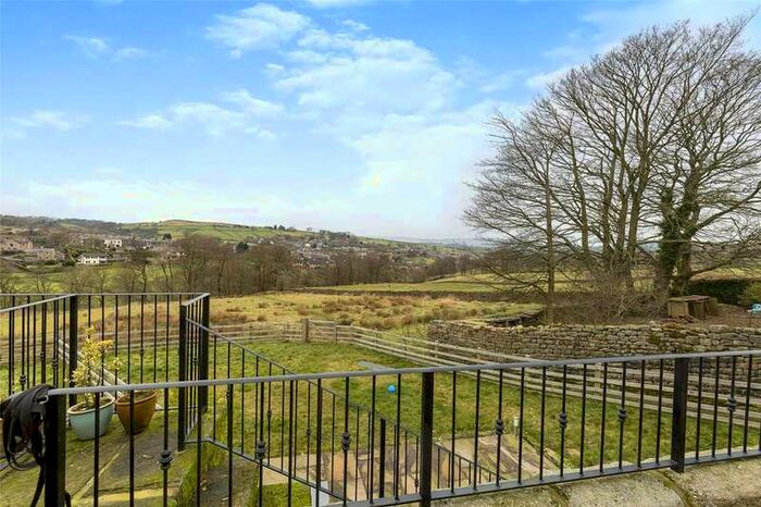 5 Bedroom Semi-Detached House For Sale In 2 Far Wanless Barn, Hollin ...