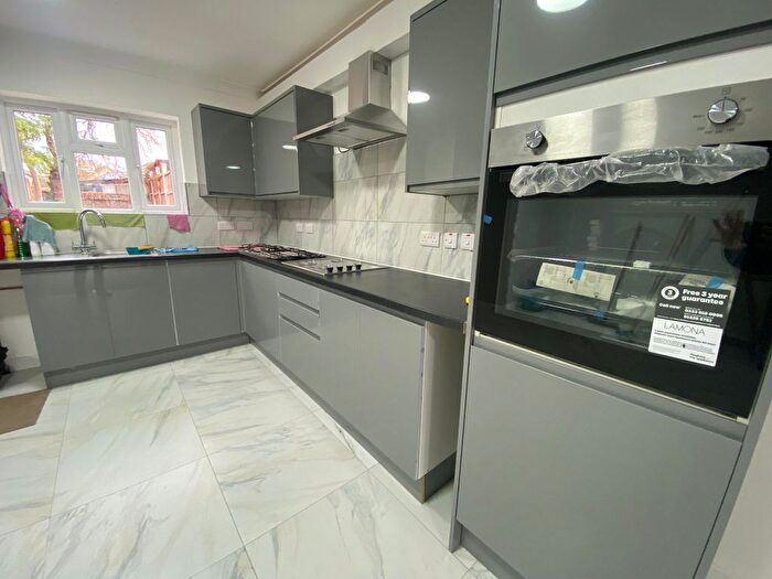 2 Bedroom Terraced House To Rent In Eastwood Road, Goodmayes, Ilford, IG3