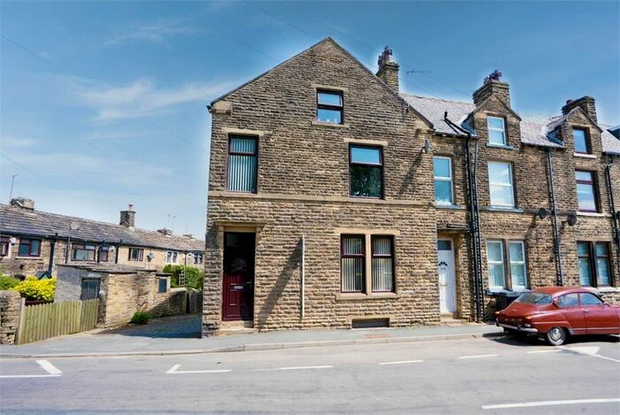 Houses for sale & to rent in BD3 7JG, First Avenue,,Bradford Moor, Bradford