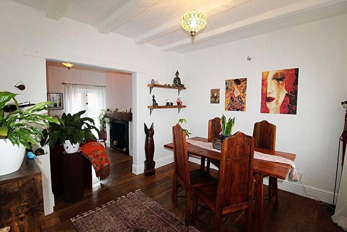 3 Bedroom Terraced House For Sale In Cross Street, Greasbrough ...