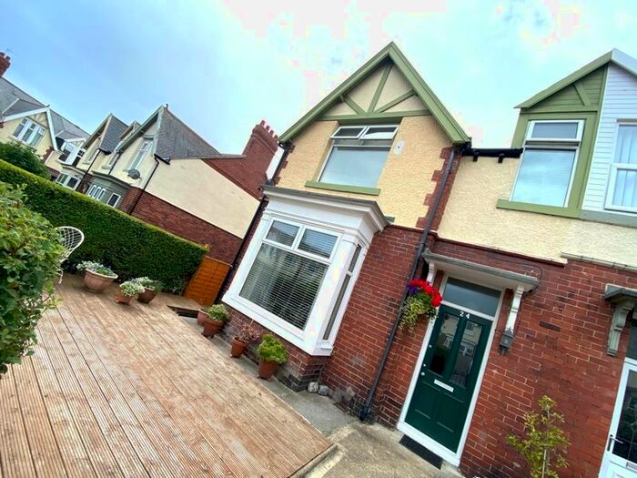 Houses for sale & to rent in SR2 8JF, Toward Road, Hendon Sunderland