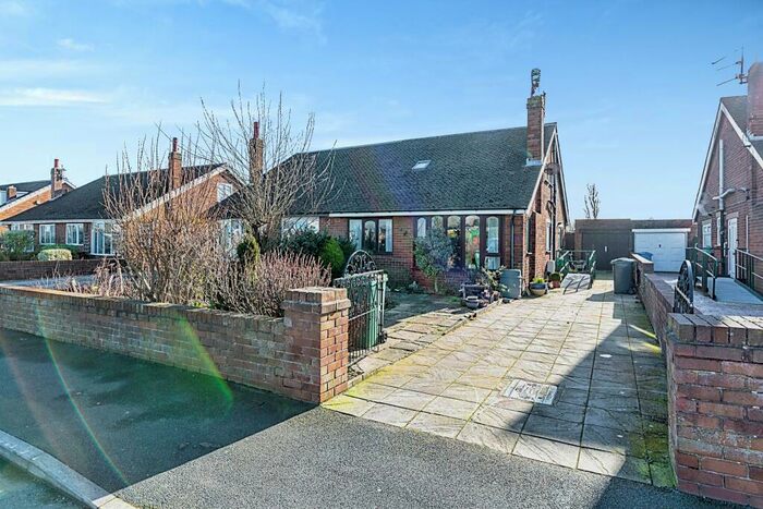 3 Bedroom Bungalow For Sale In Singleton Avenue, Lytham St. Annes, FY8