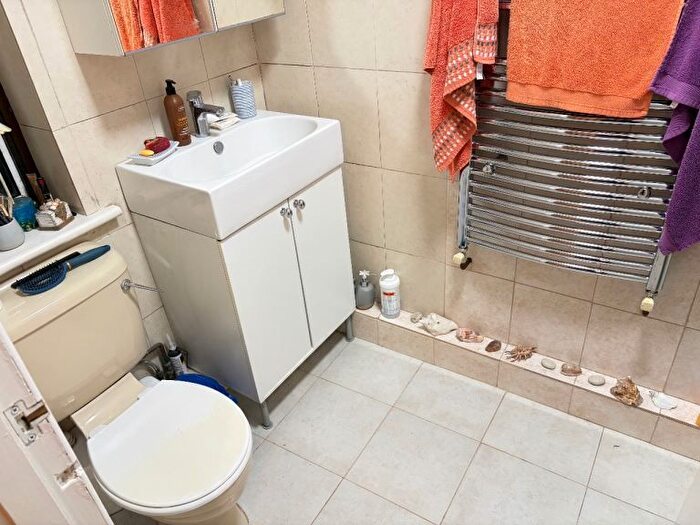 3 Bedroom Bungalow To Rent In Off Twyford Abbey Road Area, Park Royal, NW10