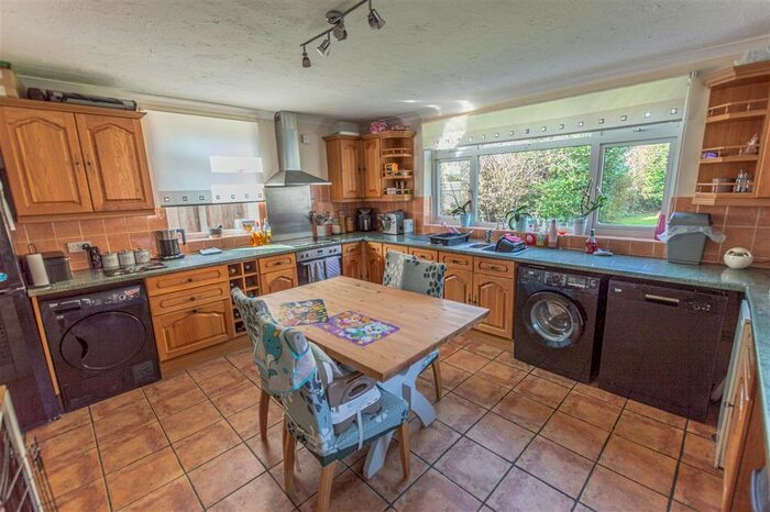 3 Bedroom Bungalow For Sale In George Street, Helpringham, Sleaford, NG34