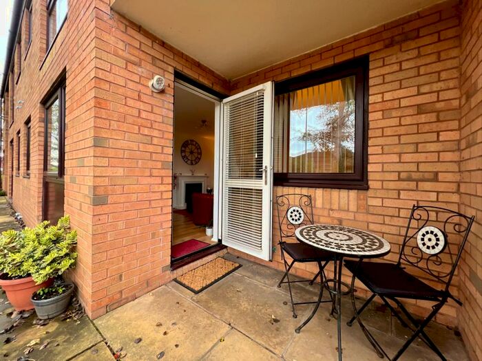 2 Bedroom Apartment For Sale In Watchyard Lane, Formby, Liverpool, L37