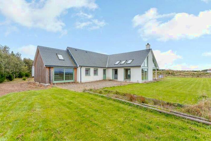 4 Bedroom Equestrian Facility Character Property For Sale In Inver Kennels & Whitehorses, Lower ...