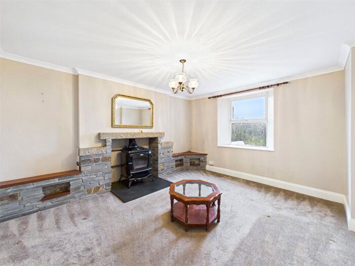 4 Bedroom Terraced House For Sale In Bridge Park, Ashwater, Beaworthy ...