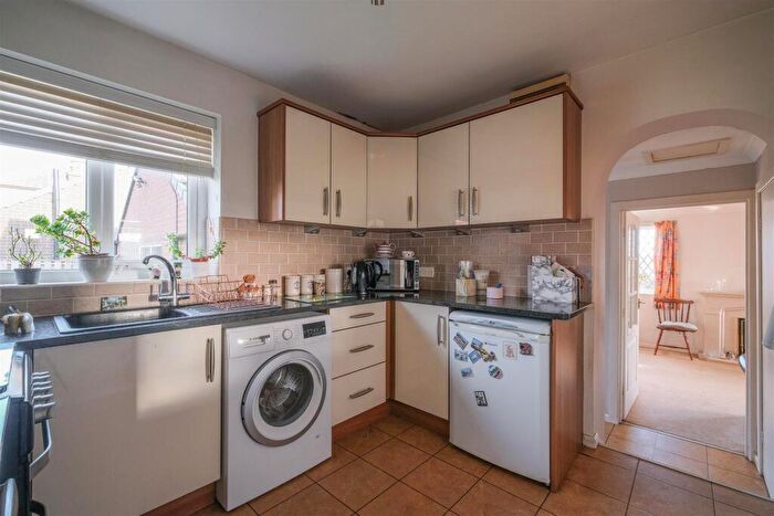 2 Bedroom Semi-Detached Bungalow For Sale In Heatherfield Road ...