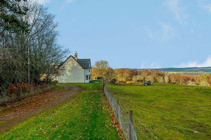 5 Bedroom Detached House For Sale In Sola, Loaneckheim, Kiltarlity ...