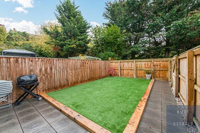 3 Bedroom End Of Terrace House For Sale In Albert Close, Ottery St. Mary, EX11