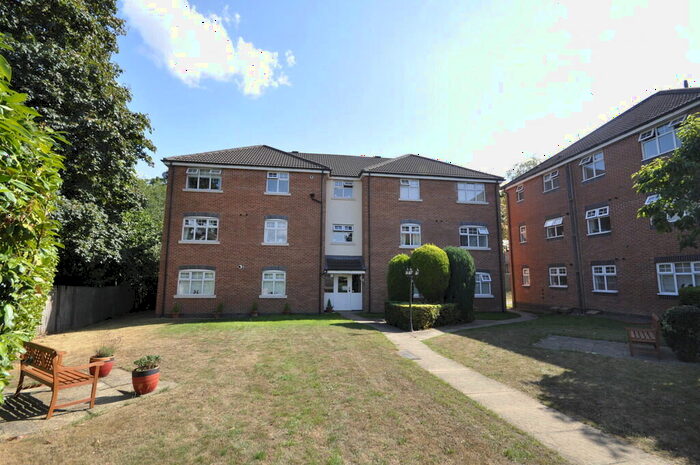 2 Bedroom Apartment To Rent In Burton Road Derby De23