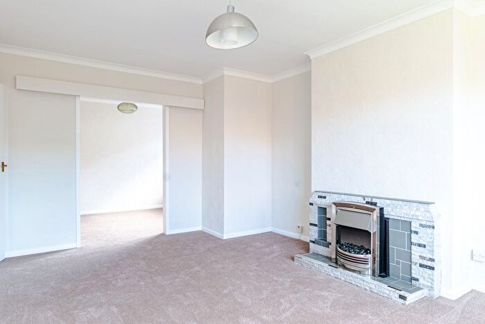 3 Bedroom Bungalow For Sale In Foxdale Avenue, Thorpe Willoughby, YO8