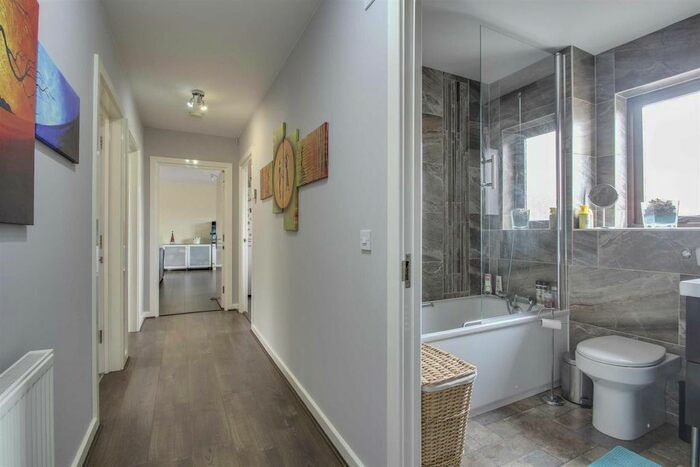 Properties for sale in MK10, Brinklow, Broughton, Kingston, Middleton ...