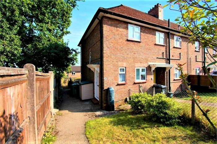 Houses for sale & to rent in GU2 7QY, Orchard Road, Onslow Guildford