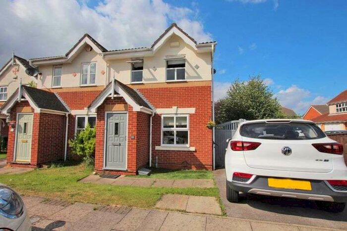 Houses for sale & to rent in DN33 2EZ, St Giles Avenue, Scartho Grimsby