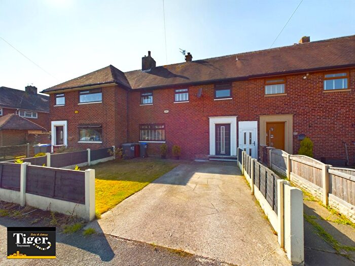 Houses for sale & to rent in FY4 4RW, Loughrigg Terrace, Clifton Blackpool