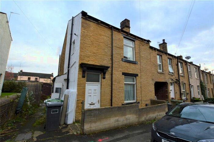 2 Bedroom Terraced House For Sale In South Parade, Cleckheaton, West ...