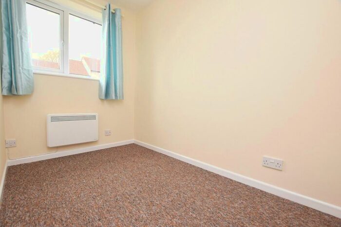 2 Bedroom Terraced House To Rent In Exwick, Exeter, EX4