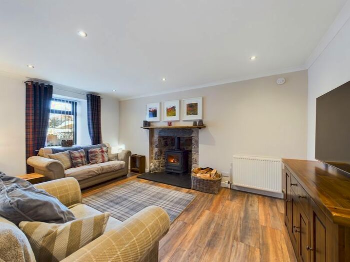 3 Bedroom Cottage For Sale In The Square, Lumsden, Huntly, AB54