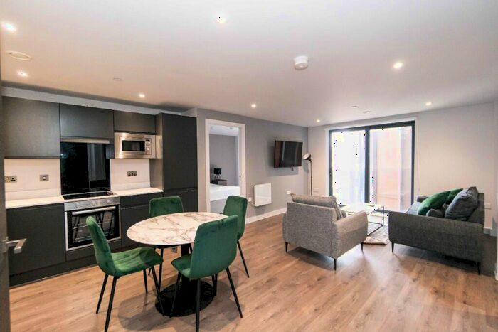 2 Bedroom Apartment To Rent In The Summit Parliament Street, Liverpool ...