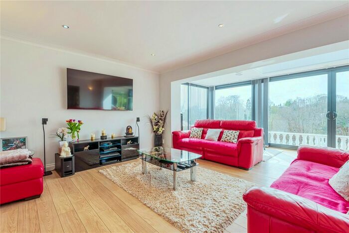 6 Bedroom Detached House For Sale In Ladywood Mead, Oakwood, Leeds ...