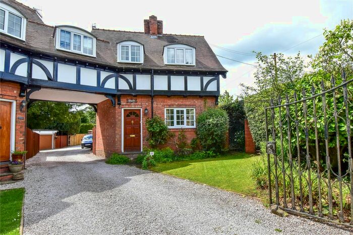 Houses for sale & to rent in B61 9AS, Fockbury Road, Perryfields Bromsgrove