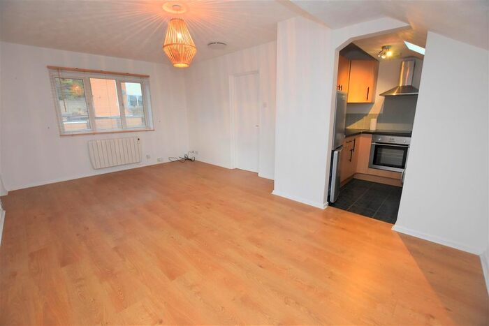 1 Bedroom Flat To Rent In Tolladine Road, Warndon, Worcester, WR4