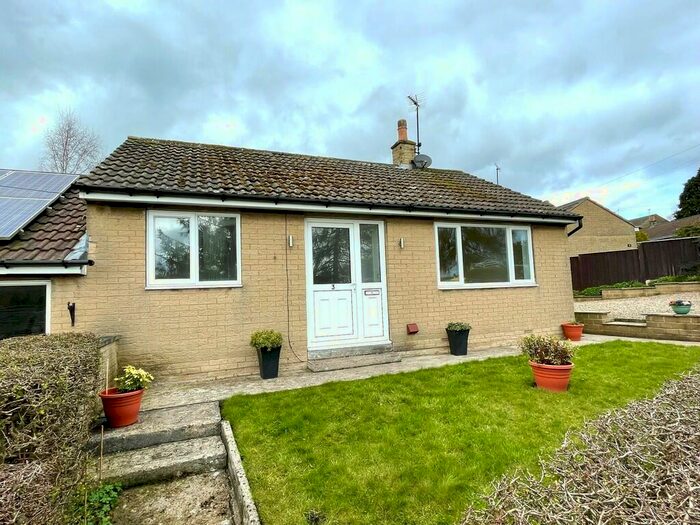 2 Bedroom Semi-Detached Bungalow To Rent In Grange Close, Shaw Mills ...