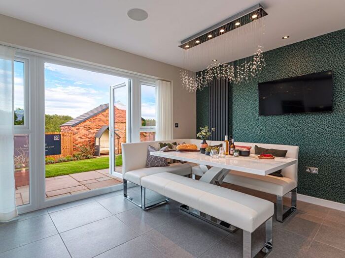 3 Bedroom Detached House For Sale In Meadowsweet Lane, Sunderland, SR3