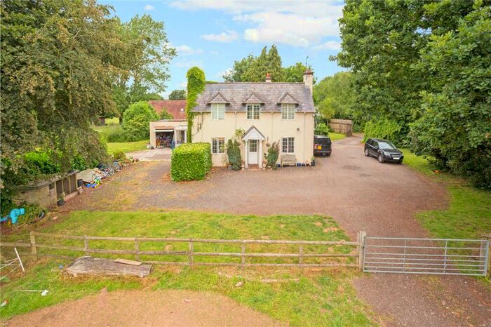 4 Bedroom Detached House For Sale In Ermin Street, Lambourn Woodlands ...