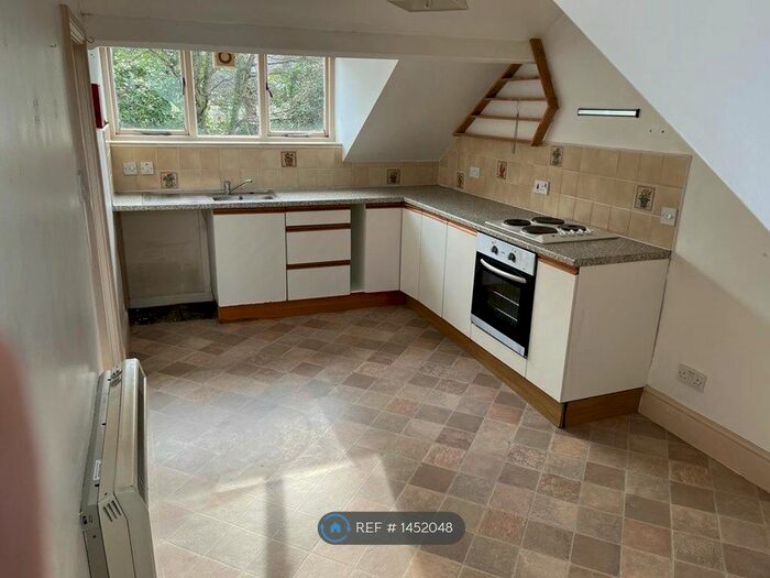 1 Bedroom Flat To Rent In Craig Walk, Bowness On Windermere, LA23