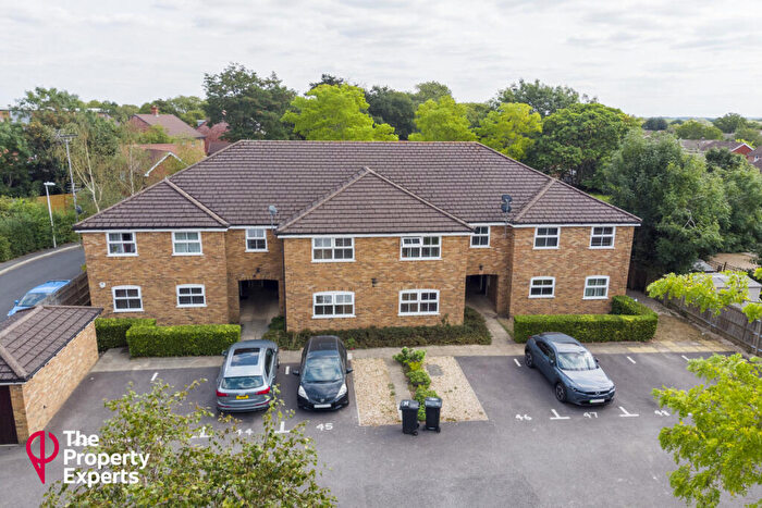 Houses for sale in Woodley, RG5, Berkshire