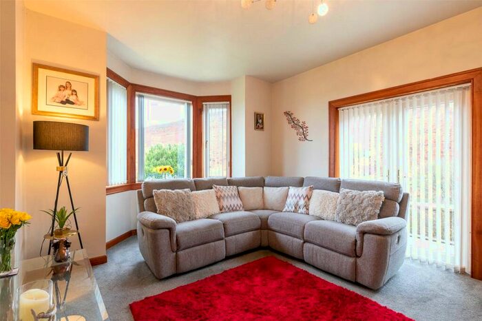 4 Bedroom Bungalow For Sale In Lumley Den Cottage, By Tealing, Dundee ...