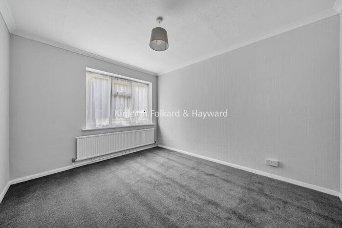 2 Bedroom Bungalow To Rent In Orpington Road Chislehurst, BR7