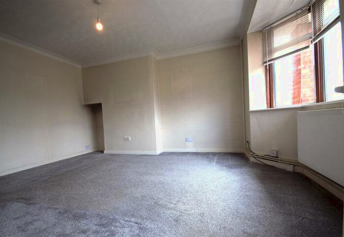 3 Bedroom Terraced House To Rent In Great Hill, Shefford, SG17