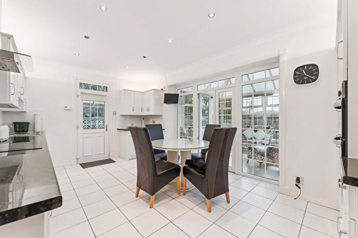 5 Bedroom Detached House For Sale In Sharon House, The Lane, Dullatur, G68