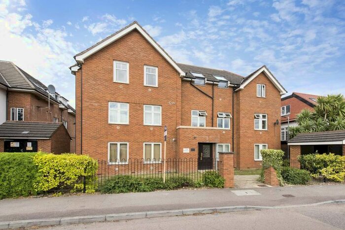 1 Bedroom Flat To Rent In Great North Way, London, NW4