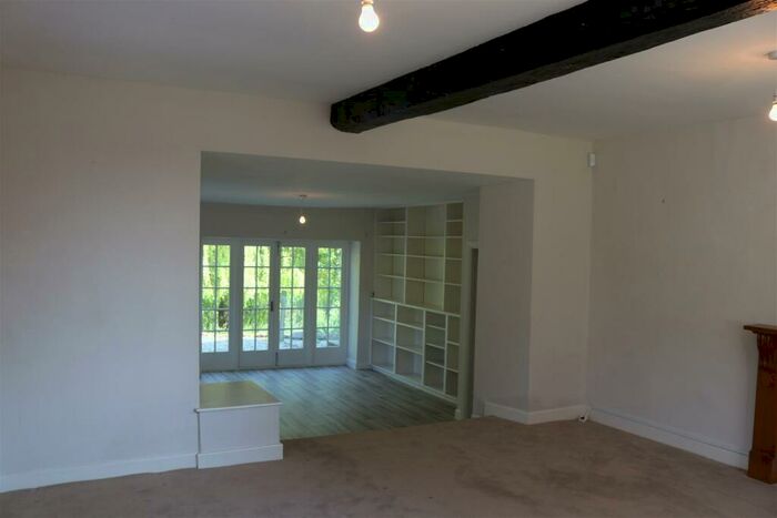 5 Bedroom Character Property To Rent In Sandbeck Lodge, Sandbeck Park ...