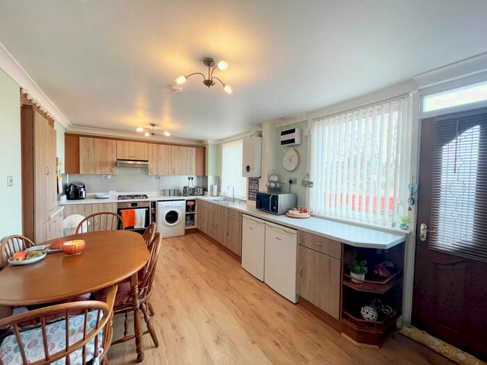 3 Bedroom End Of Terrace House For Sale In Primrose Crescent, Perth, PH1