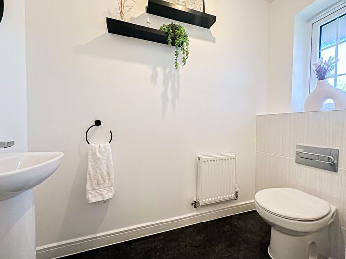 4 Bedroom Detached House For Sale In Dam House Crescent, Roby ...