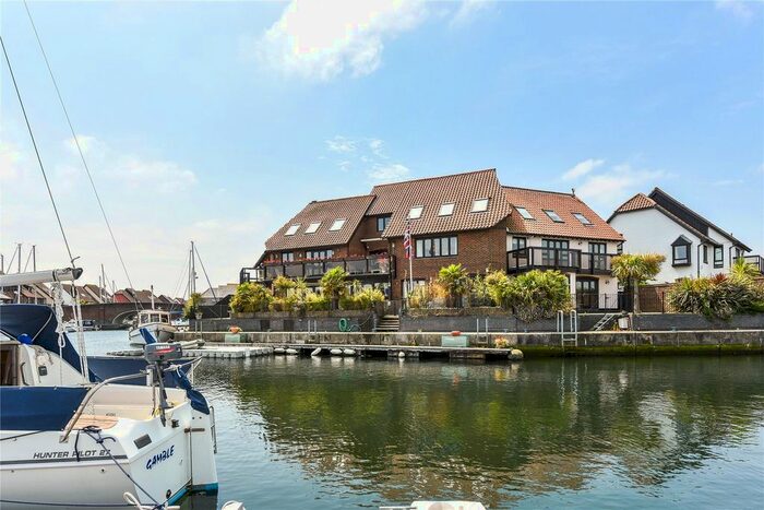 6 Bedroom Detached House For Sale In Velsheda Court, Hythe Marina ...
