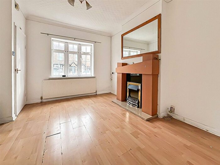 4 Bedroom Detached House For Sale In St. Georges Road, Feltham, TW13