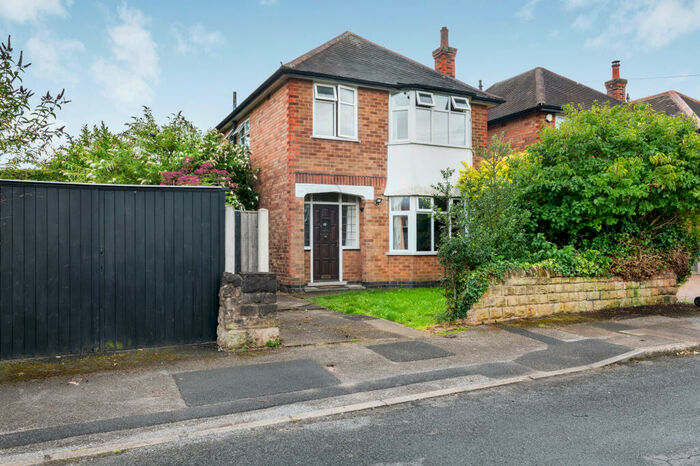 3 Bedroom Detached House For Sale In Heckington Drive, Wollaton ...
