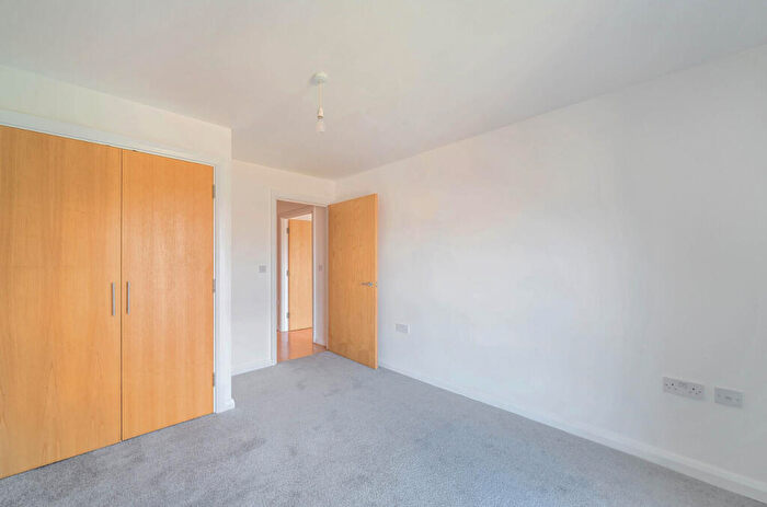 1 Bedroom Apartment For Sale In Butchers Road, London, E16
