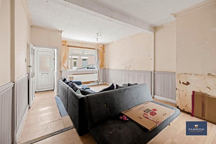 2 Bedroom Terraced House For Sale In Dunmow Street, Grimsby, DN31